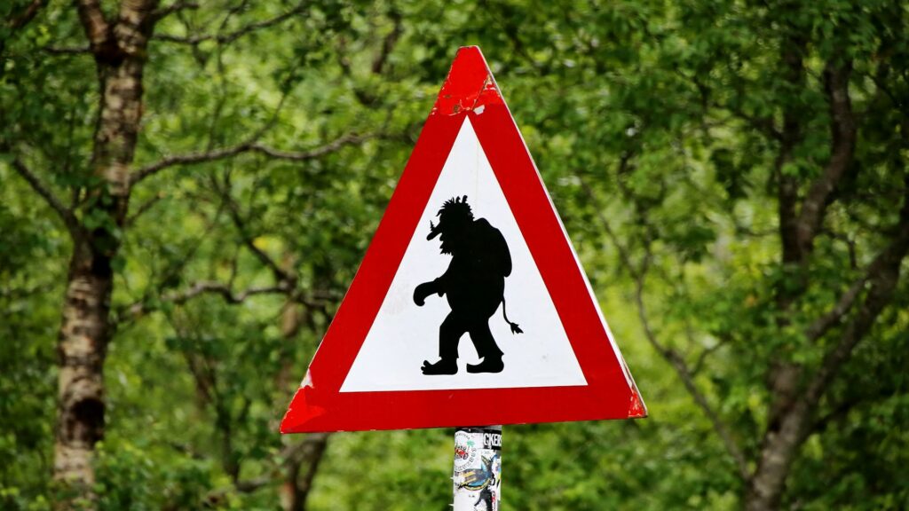 4 Warning Signs You're Out-growing Your Database Systems - dbWatch